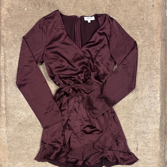 Gilli | Dresses | Gilli Long Sleeve Satin Dress In Plum | Poshmark